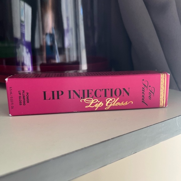 Too Faced | Makeup | Nwt Too Faced Lip Injection Lip Gloss Pink | Poshmark